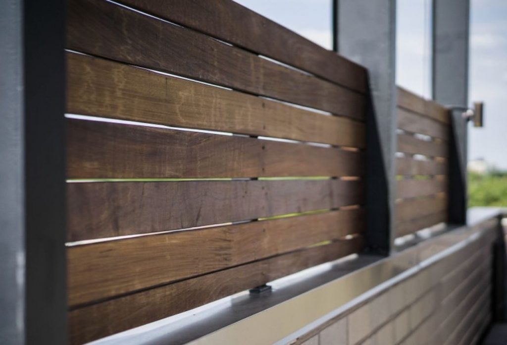 Parapet Wall Archives | Chicago Roof Deck + Garden